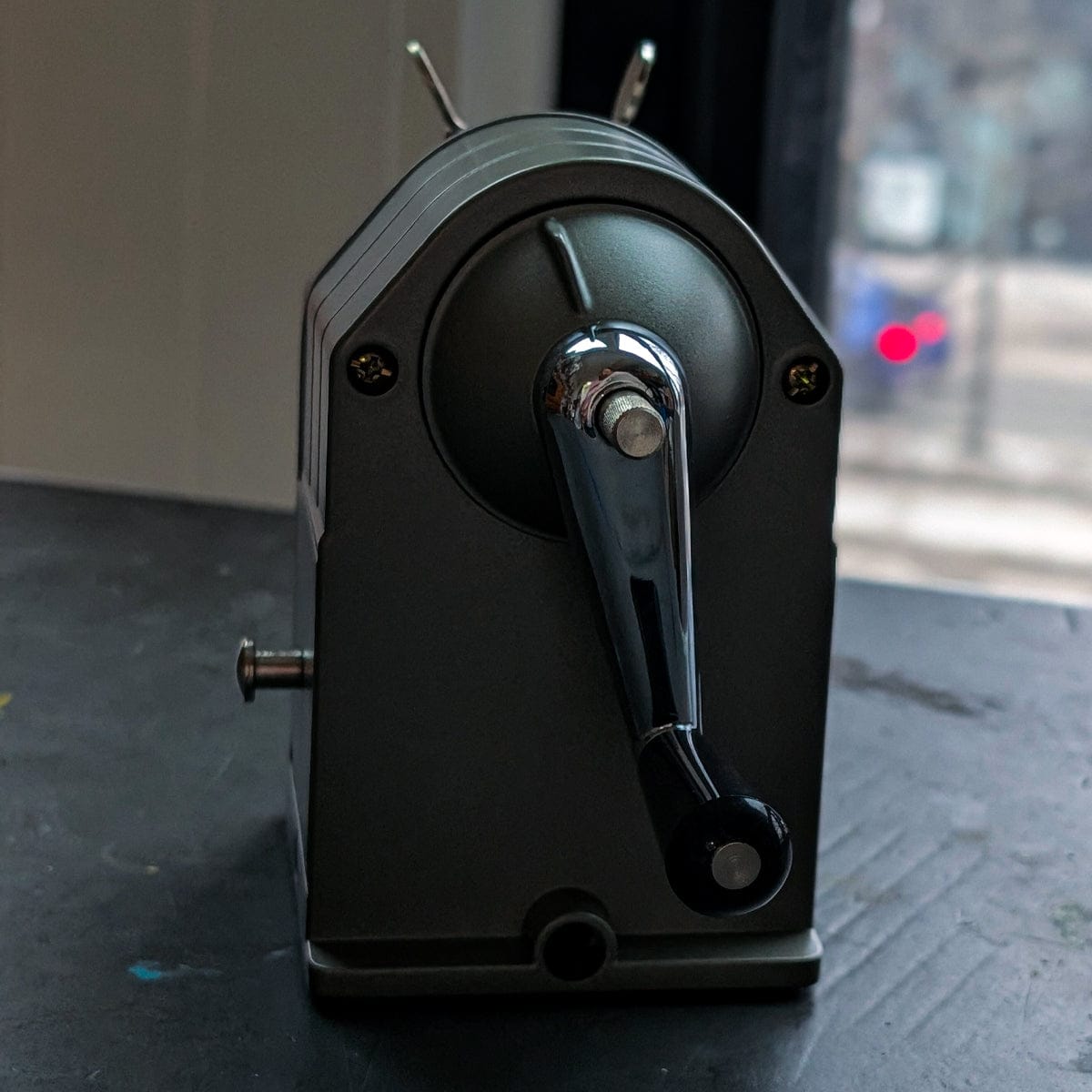 Caran d'Ache - Pencil Sharpening Machine - Standard Edition: Grey ...