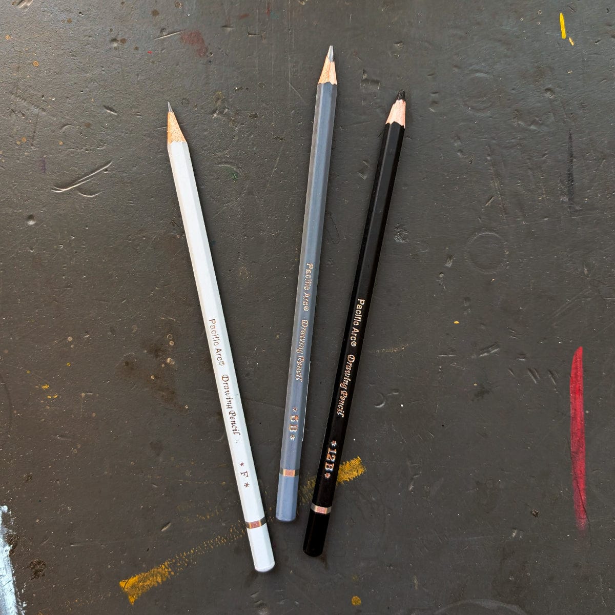 Pacific Arc - Drawing Pencils - Set of 12 - Soft – Gwartzman's Art Supplies